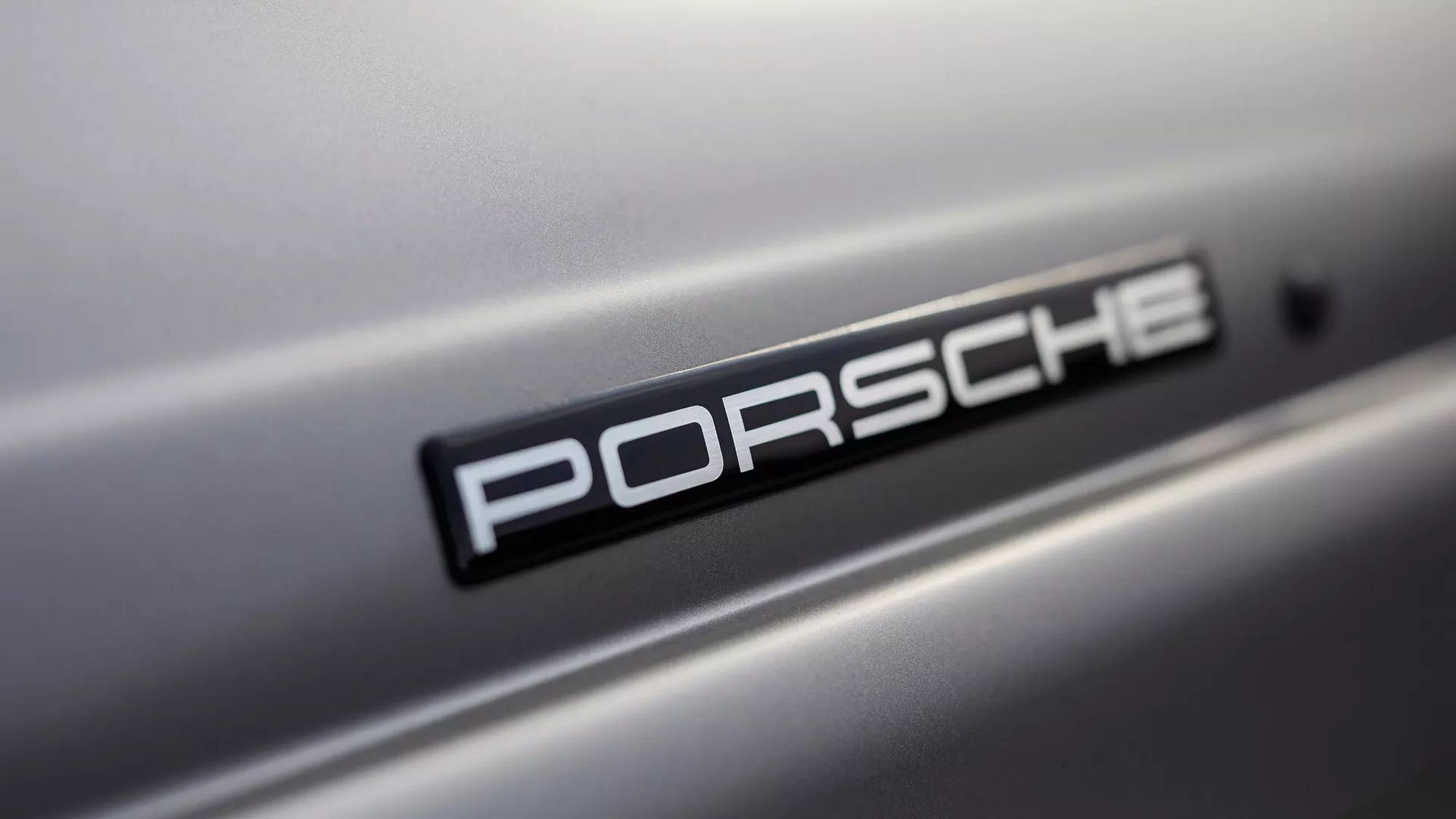 Porsche Design’s New Roof Boxes Look Sleek Even On A 911 | Carscoops