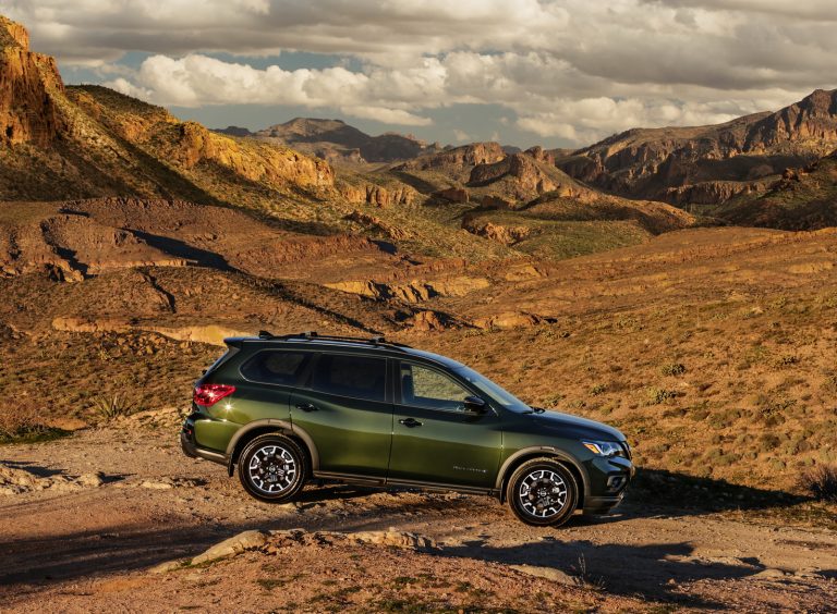 2019 Nissan Pathfinder Gets More Rugged Looks With $1,000 Rock Creek ...