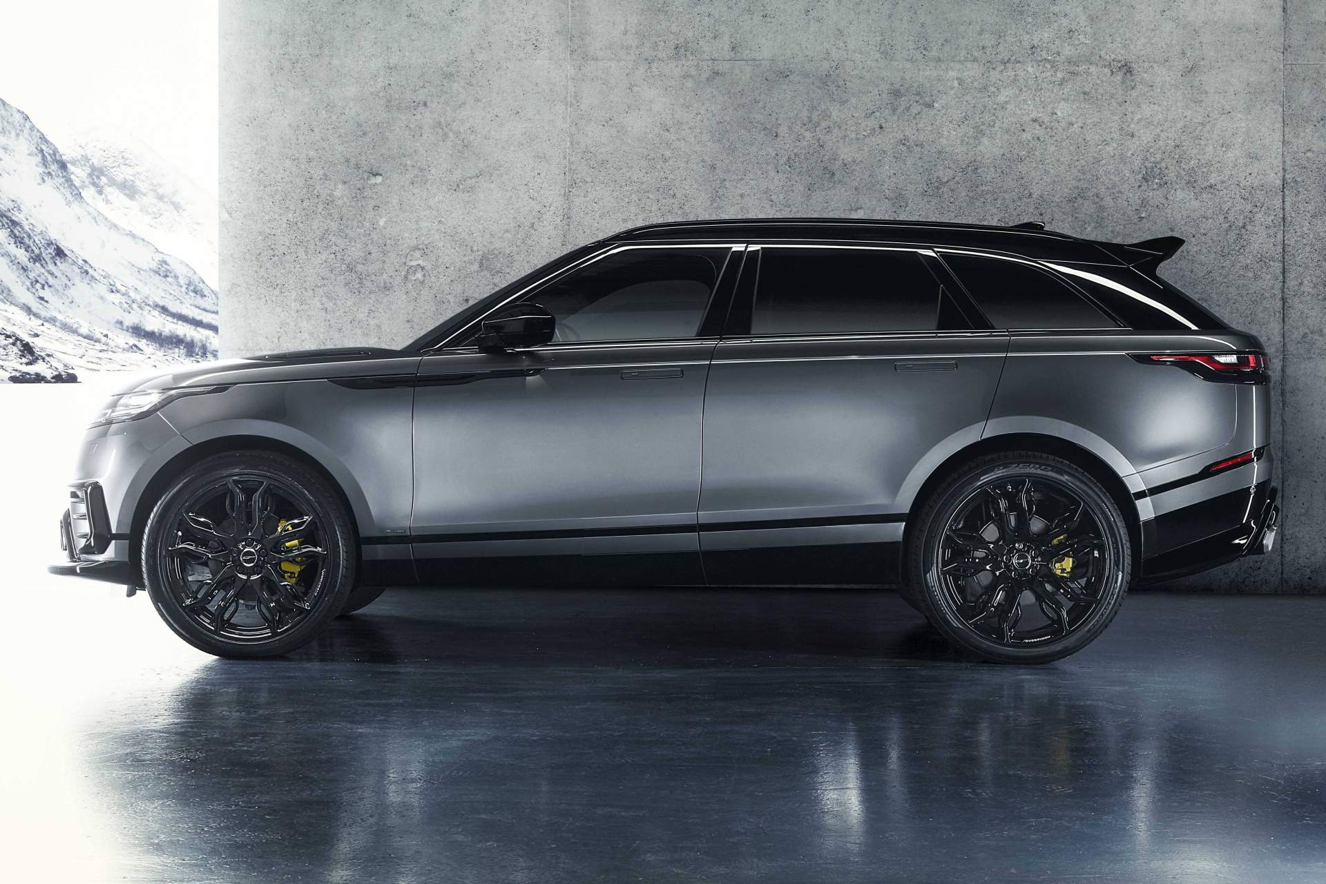 Overfinch Claims Its Range Rover Body Kit Is “Minimalist”, We Beg To ...