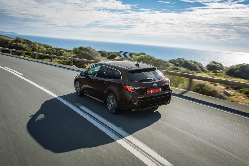Toyota Drops Euro-Spec 2019 Corolla Performance And Economy Specs, Mega ...