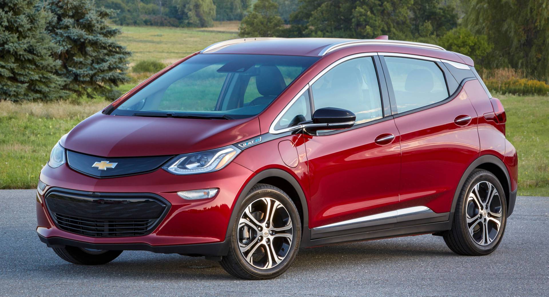 Chevrolet Doesn’t Drop Bolt’s Prices Despite Federal Tax Credit Cut In ...