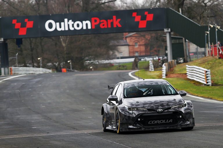 New Toyota Corolla Touring Race Car Makes Track Debut | Carscoops