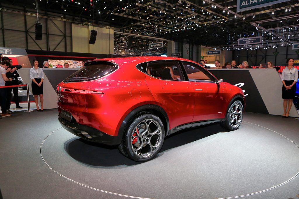 Alfa Romeo Tonale Is A Sexy Preview Of New Compact Hybrid SUV | Carscoops