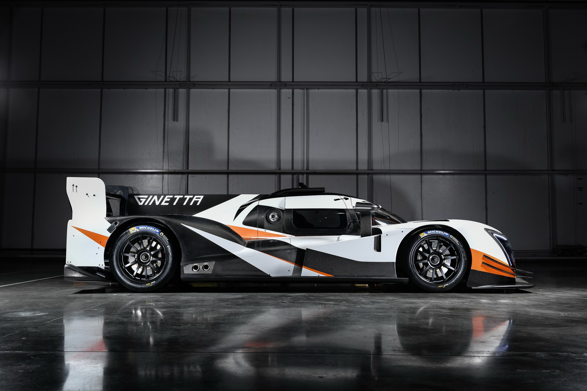 New Ginetta Akula Supercar Reaches 200MPH, Costs $446,000 | Carscoops