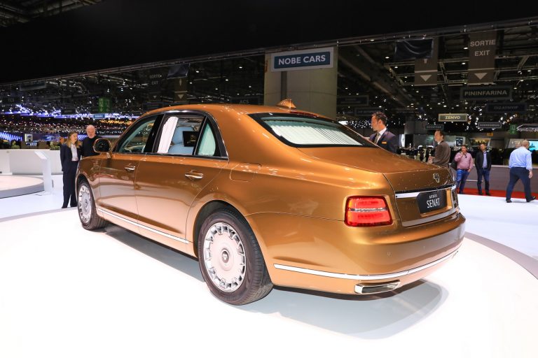 Russia’s Aurus Senat Luxury Limousine Officially Enters Production ...