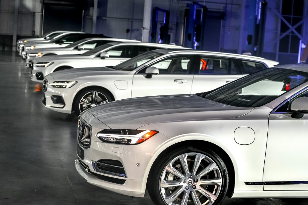 Volvo To Fit All New Cars With 112 MPH Speed Limiter From 2020 | Carscoops