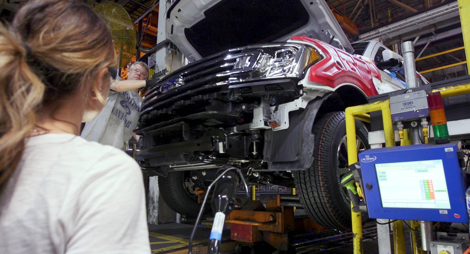 Ford Boosts Expedition, Lincoln Navigator Production By 20 Percent On ...