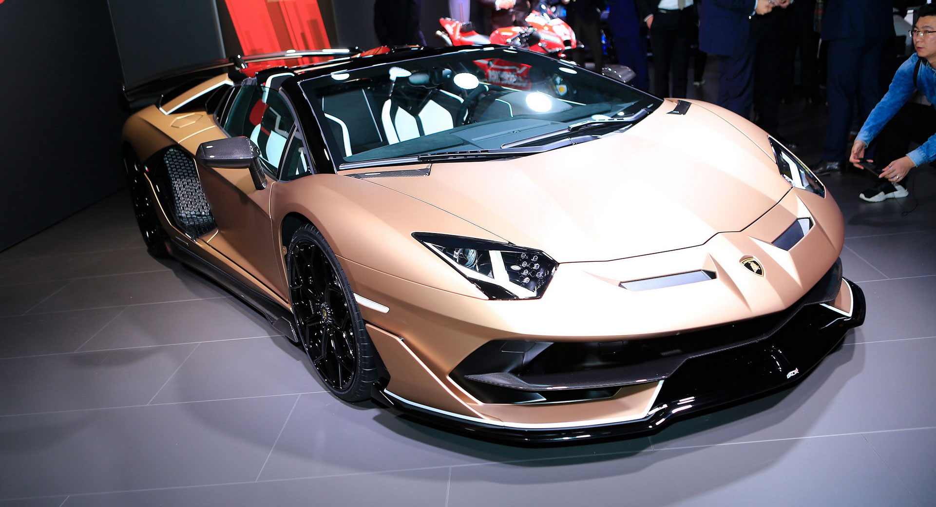 Lamborghini Aventador SVJ Roadster Bows With 770 HP 217 MPH Top Speed Lamborghini Aventador SVJ Roadster Bows With 770 HP 217 MPH Top Speed