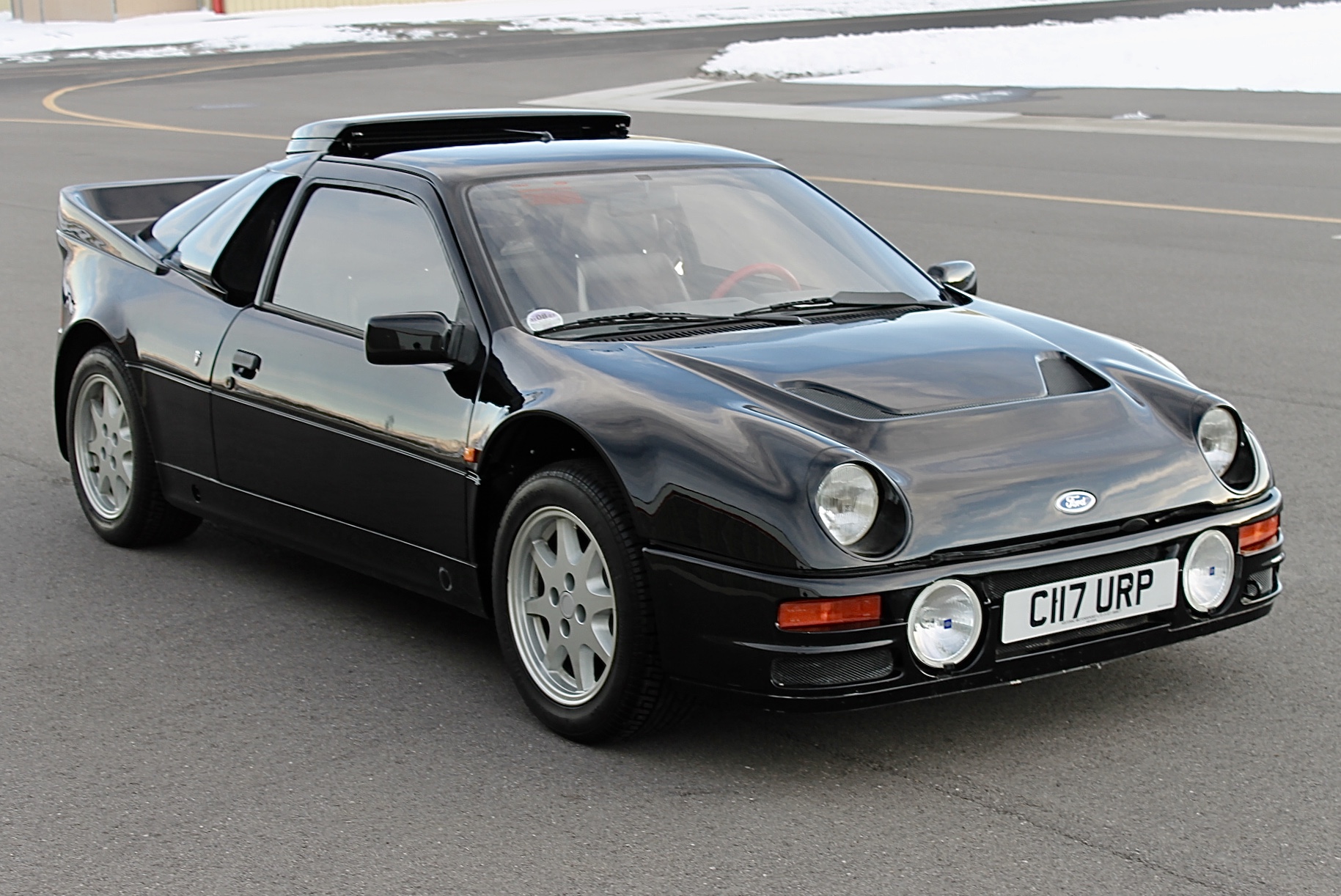 Low-Mileage, 350 HP Ford RS200 Is A True Street-Legal Rally Car | Carscoops