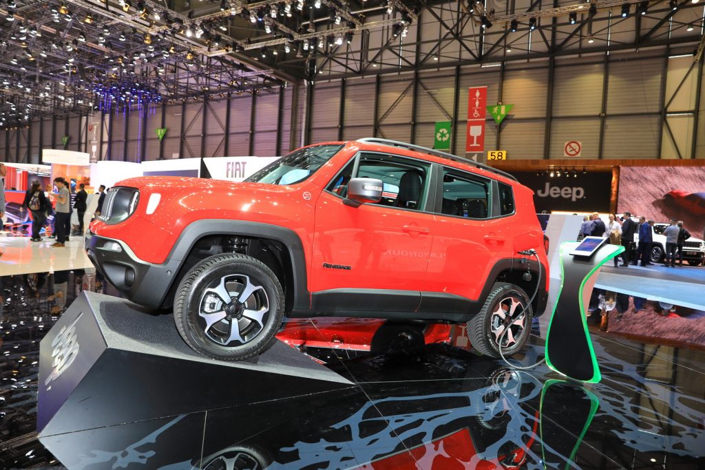 New Jeep Renegade And Compass Plug-In Hybrids With Up To 237HP | Carscoops