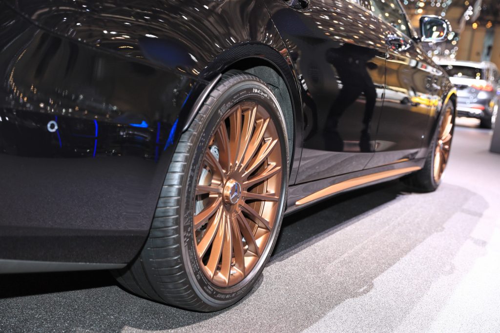 Mercedes-AMG S65 Final Edition Proves That Black And Bronze Looks Good ...