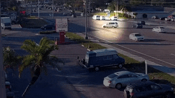 Police Want Your Help Finding This Kia Minivan Driver Who Fled After ...