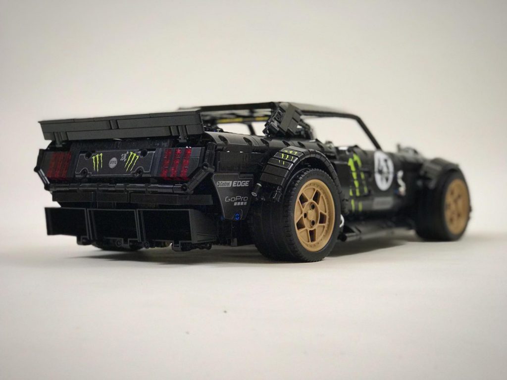 Creative Fan Builds A Working Ford Mustang Hoonicorn V2 From LEGOs ...