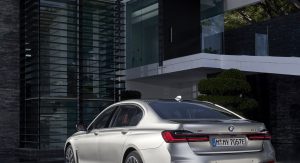BMW Throws 171 Images Of The 7-Series Hoping We'll Get Used To Its New ...