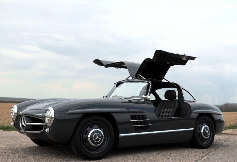 Mercedes-Benz 300SL Gullwing Is Actually A $222K, SLK-Based Replica ...