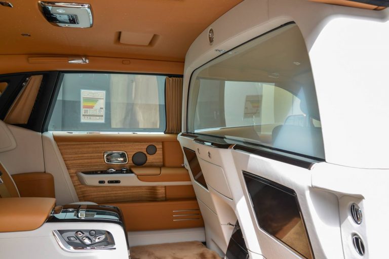 Rolls-Royce Phantom EWB With Privacy Suite Is The Majestic Way To ...