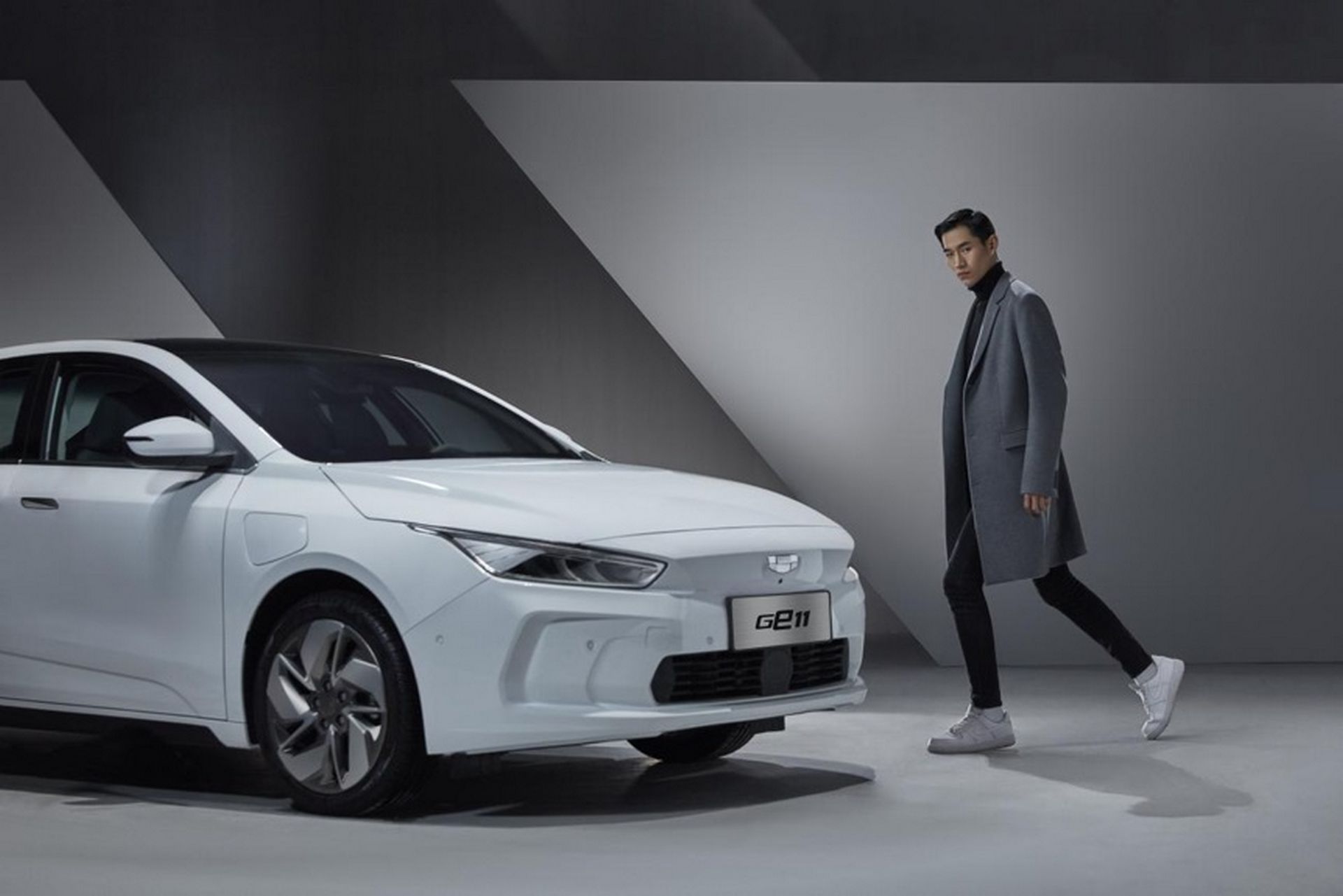 Geely Launches New ‘Geometry’ Electric Car Brand Along With Its First ...