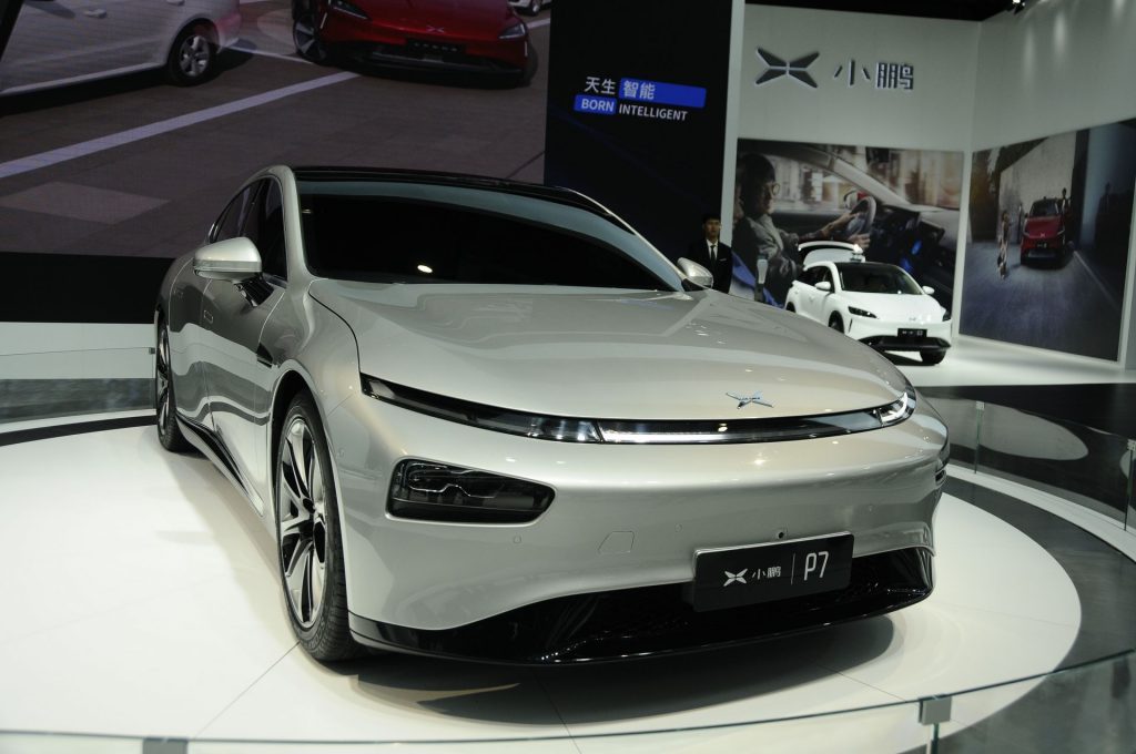Xpeng P7 Electric Sporty Sedan Has 600 KM Range, Level 3 Autonomy ...