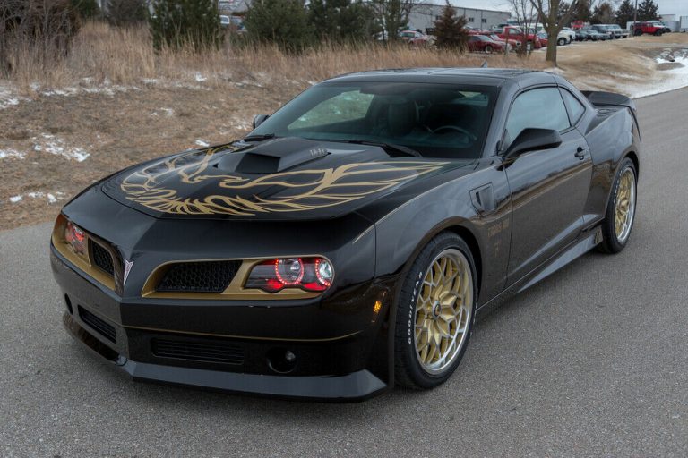 For $200,000, You Can Play Smokey And The Bandit In This 2015 Pontiac ...