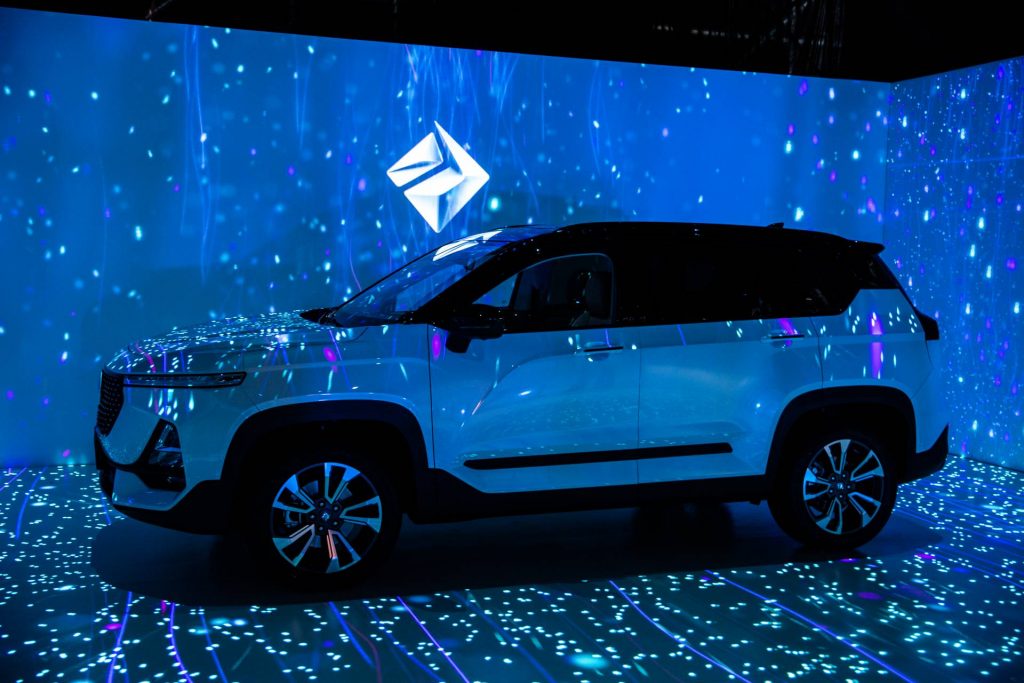 GM’s Baojun Details RS-5 SUV, Shows New Brand Logo And First-Ever ...