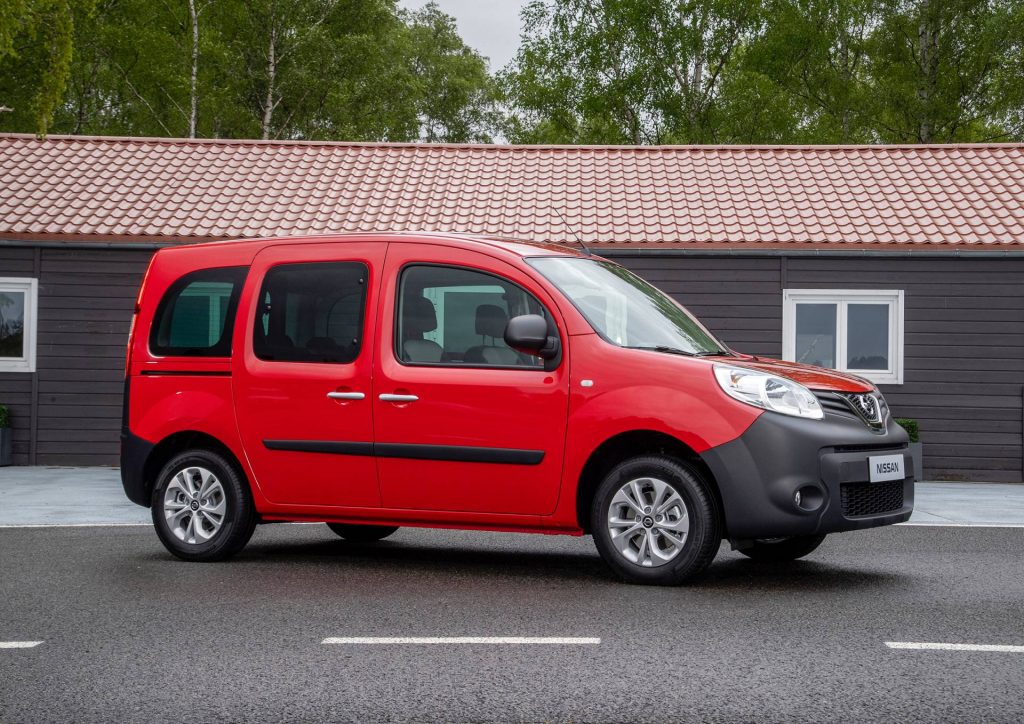 Badge-Engineered Nissan NV250 Compact Van Debuts In Europe | Carscoops