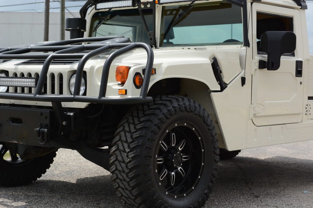For $40k, Would You Pick This Hummer H1 Pickup Or A Jeep Gladiator ...