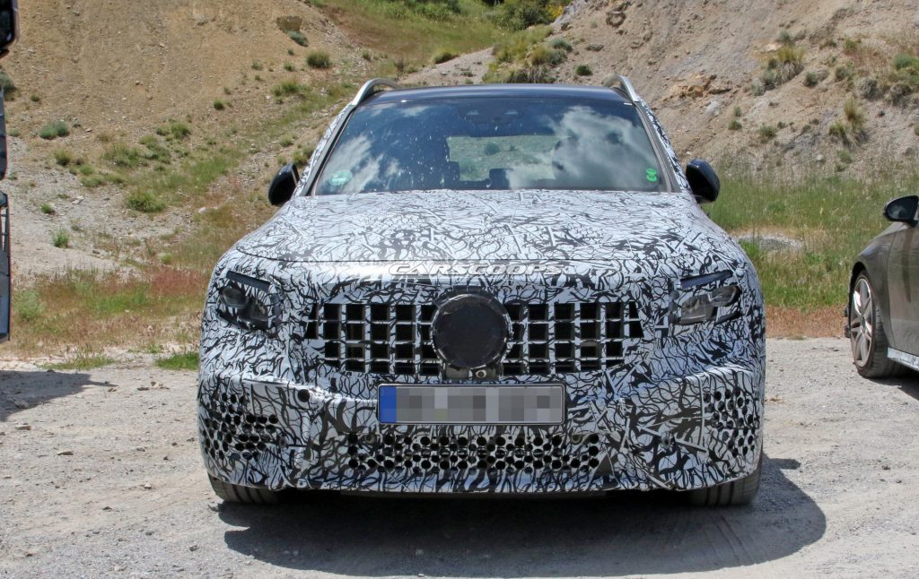 2021 Mercedes-AMG GLB 45 Will Pack Seven Seats And Around 414 HP ...