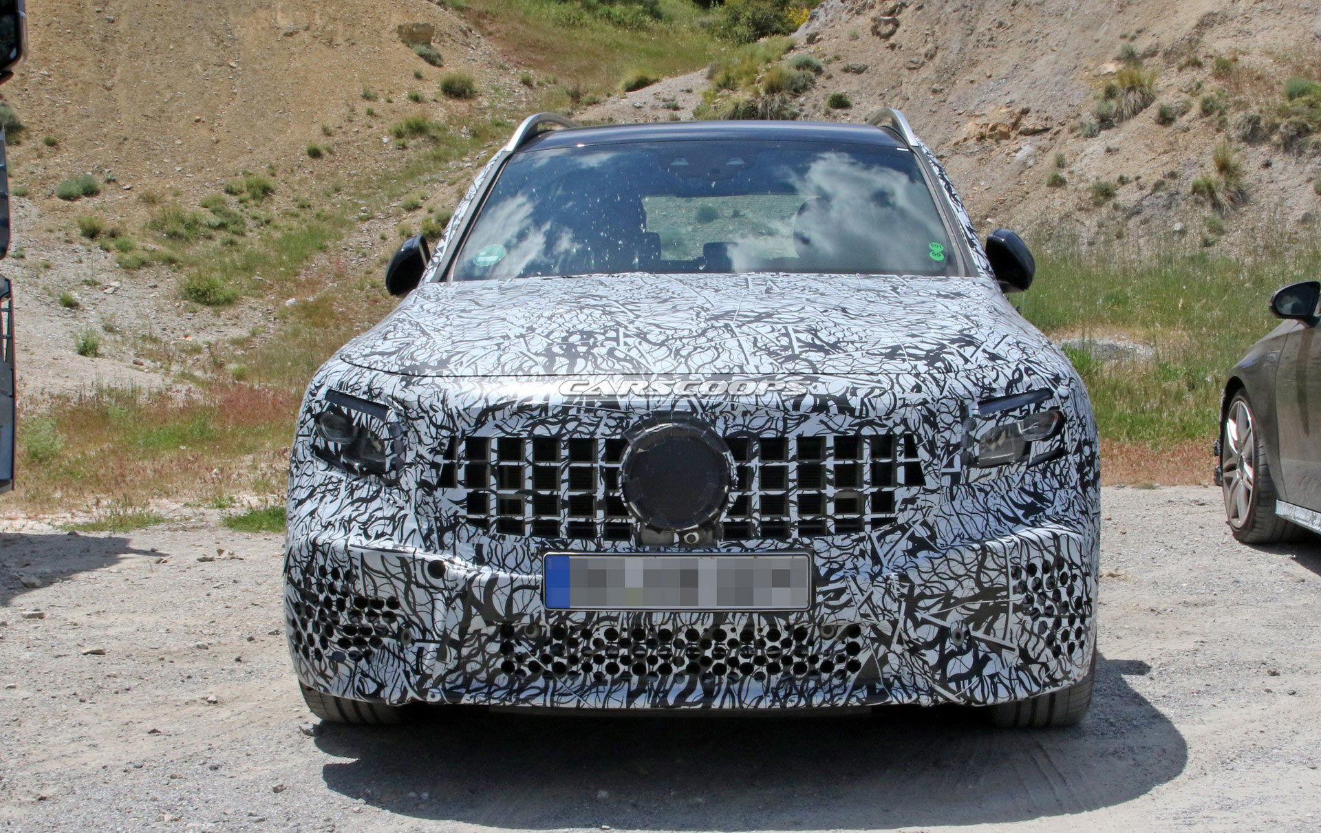 2021 Mercedes-AMG GLB 45 Will Pack Seven Seats And Around 414 HP ...