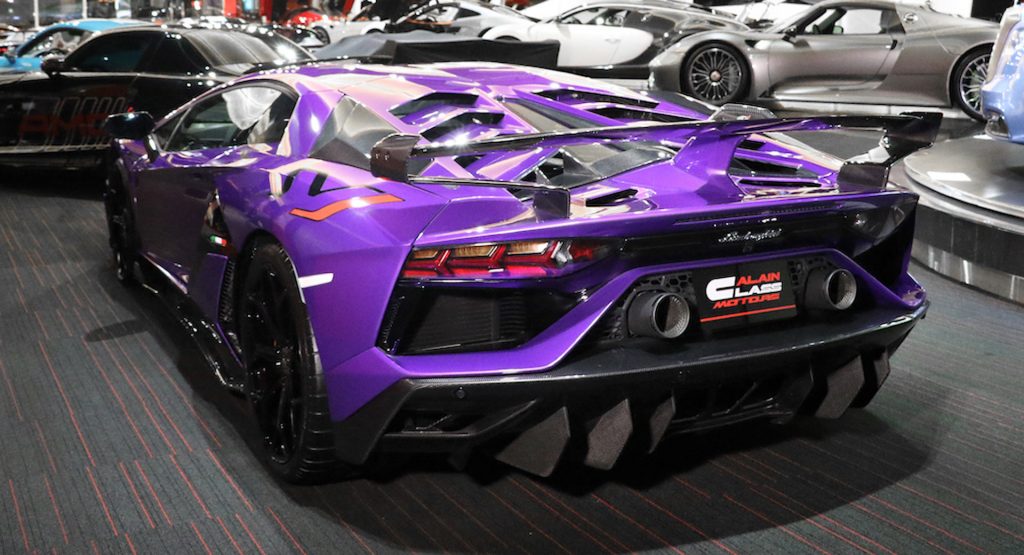 This Lamborghini Aventador SVJ Stands Out Even In Supercar-Infested ...