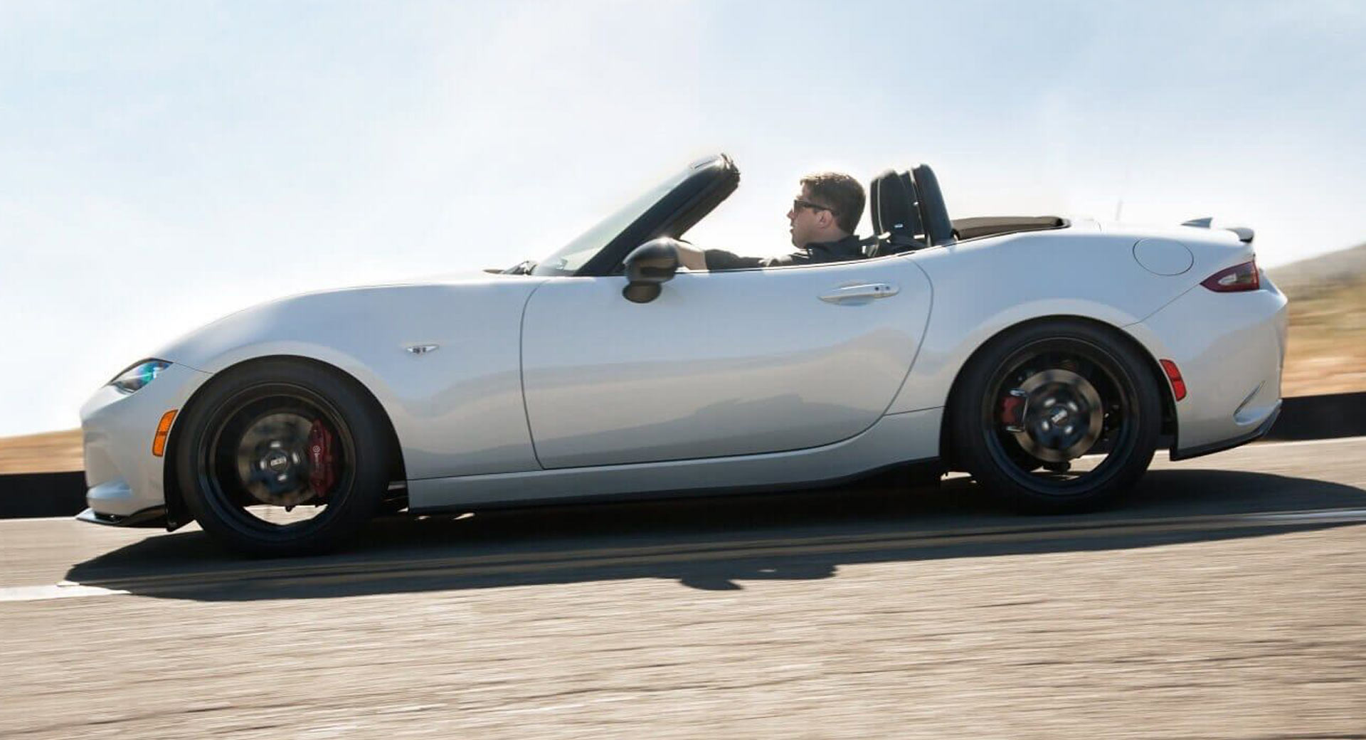 Mazda Says 76 Per Cent Of Miata Buyers Opt For Stick Shifts | Carscoops