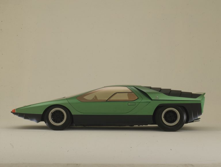 Alfa Romeo’s 1968 Carabo Concept Is Magnificent Even By Today’s ...