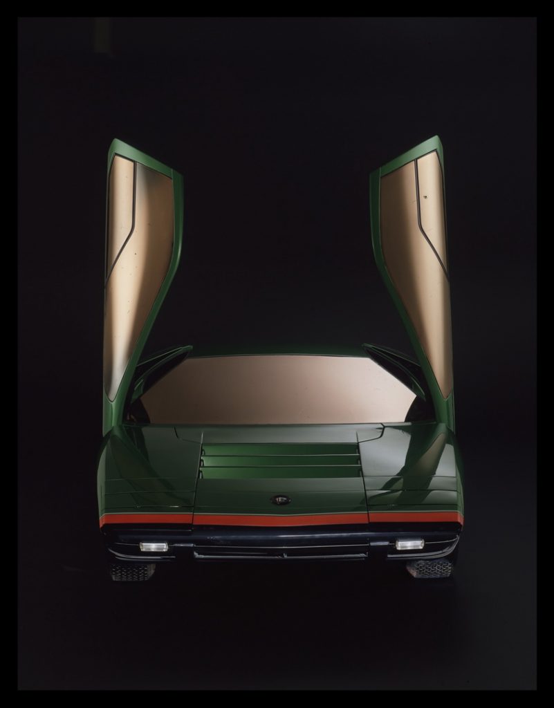 Alfa Romeo’s 1968 Carabo Concept Is Magnificent Even By Today’s ...