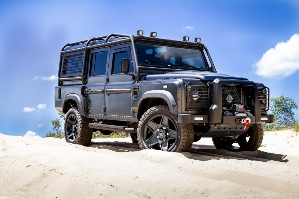 Ain’t Nothing Gonna Stop This LS3-Powered, Custom Land Rover Defender ...