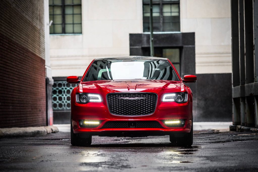 2019 Chrysler 300C Performance Appearance Package Brings SRT Looks But ...