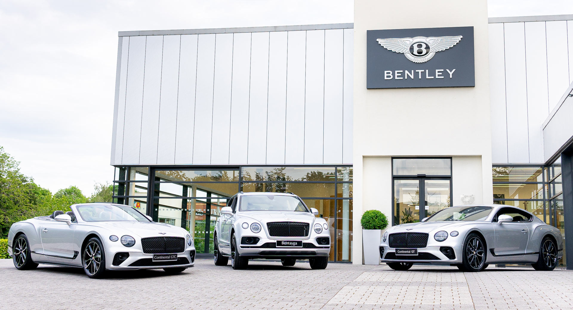 Bentley Unveils A Trio Of Bespoke Models To Celebrate Dealership’s 25th ...
