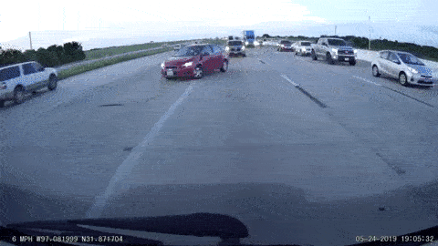 This Is How Texas Drivers Avoid Motorway Traffic Jam | Carscoops