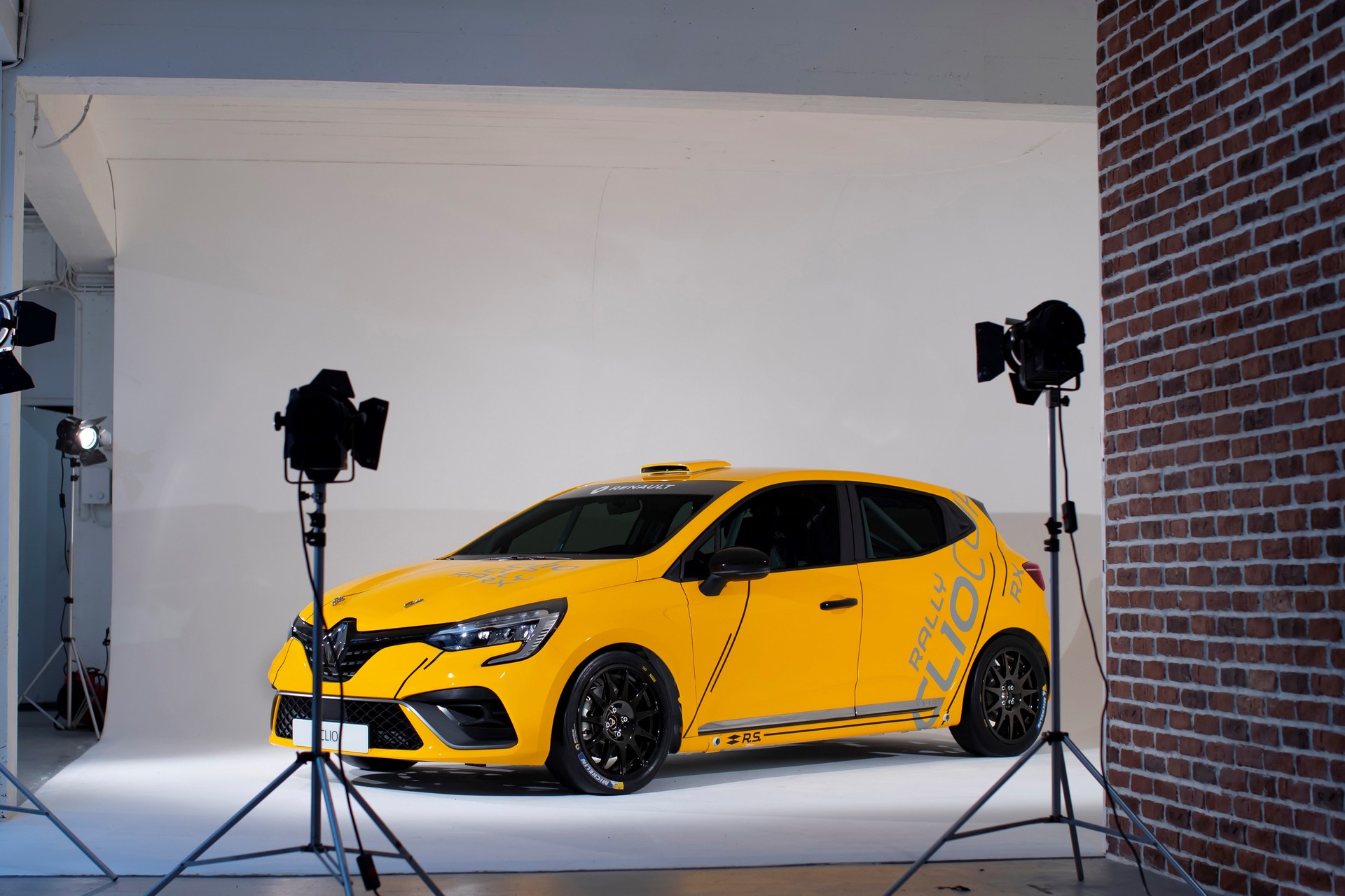 Renault Clio Cup, Rally And RX Unveiled With Turbo Power | Carscoops