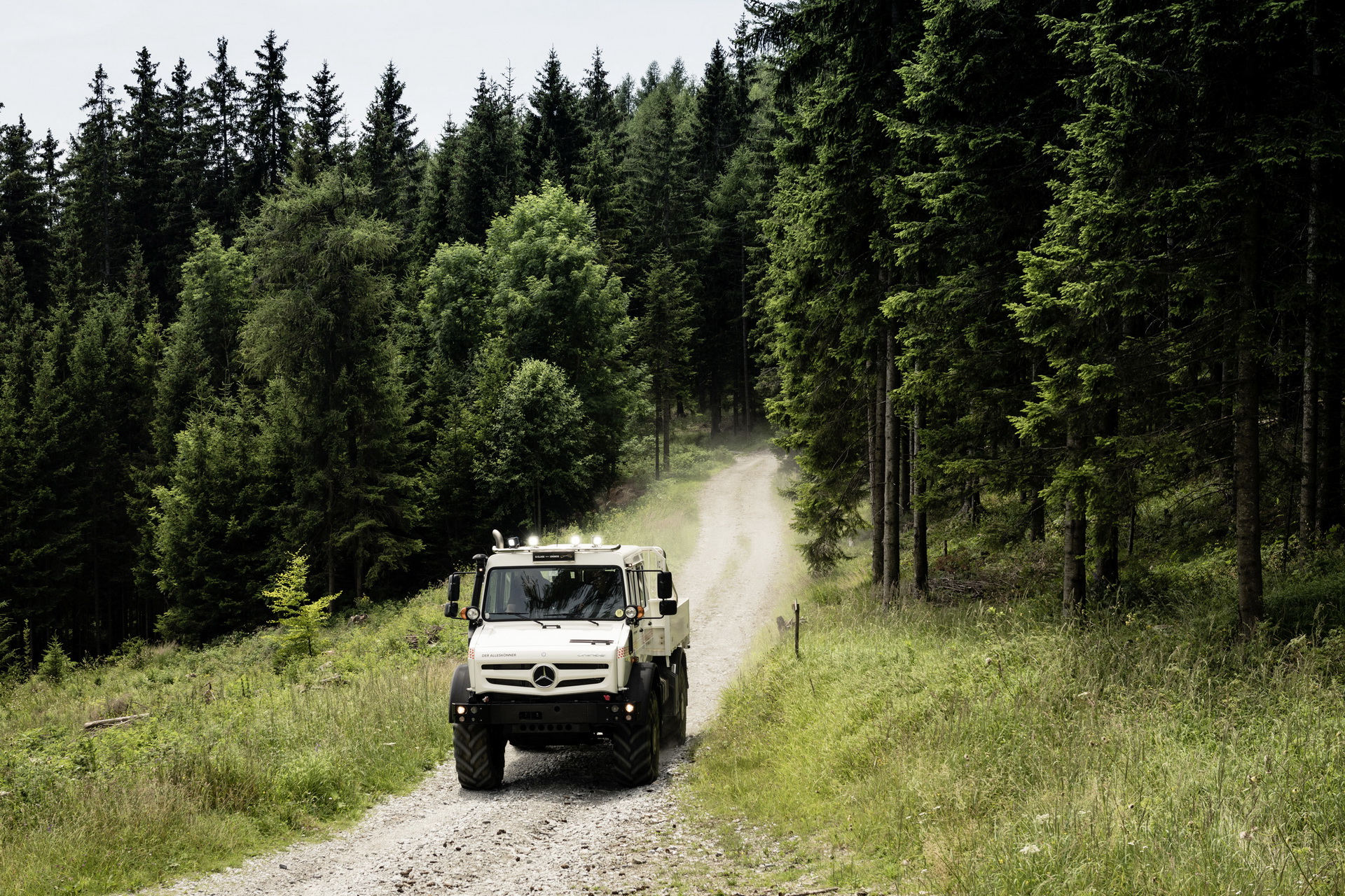 Mercedes-Benz Brings New G-Class And Unimog Together For A Summit ...