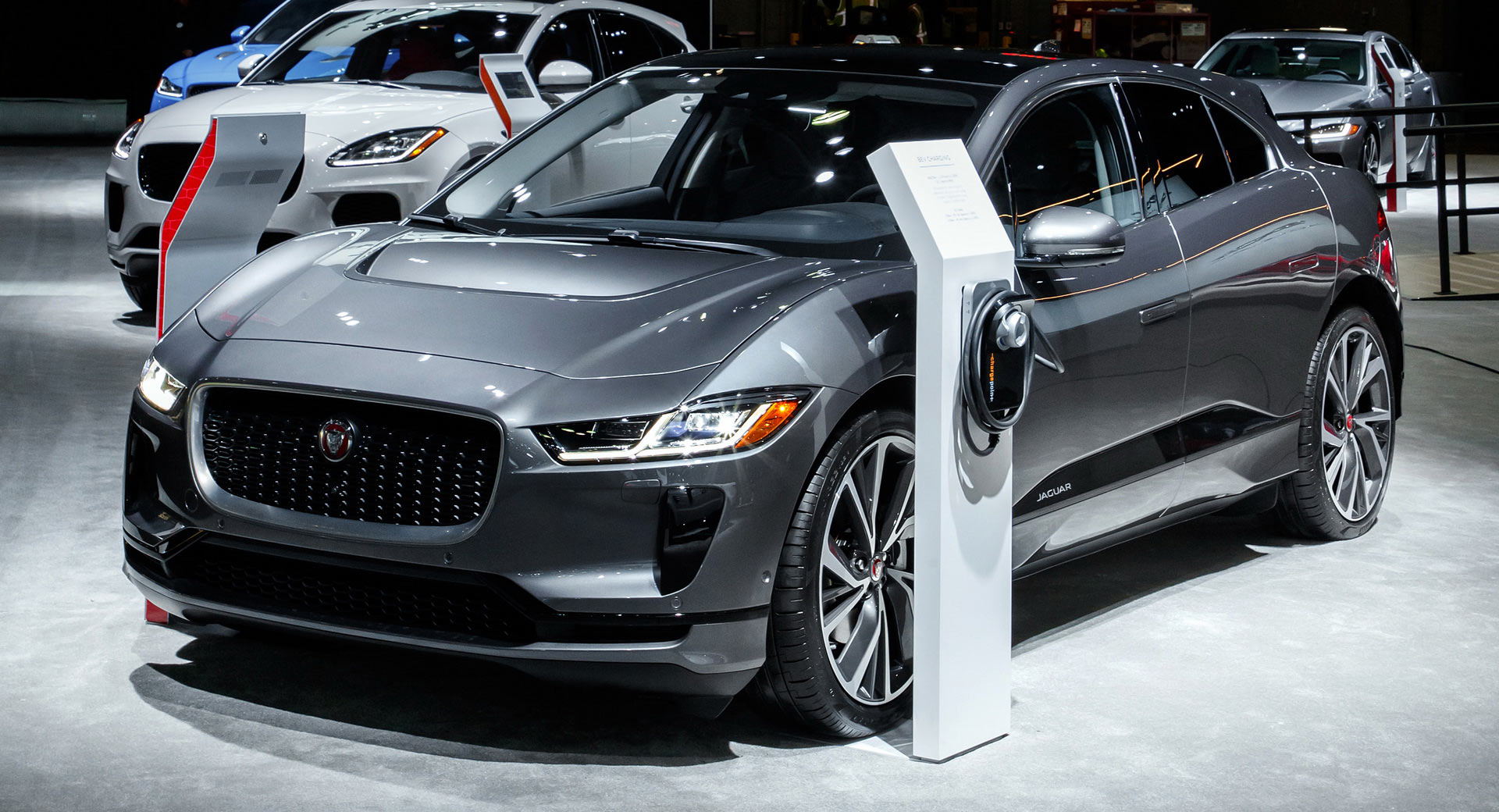 JLR Receives £500m Loan From UK Government For EV Development | Carscoops