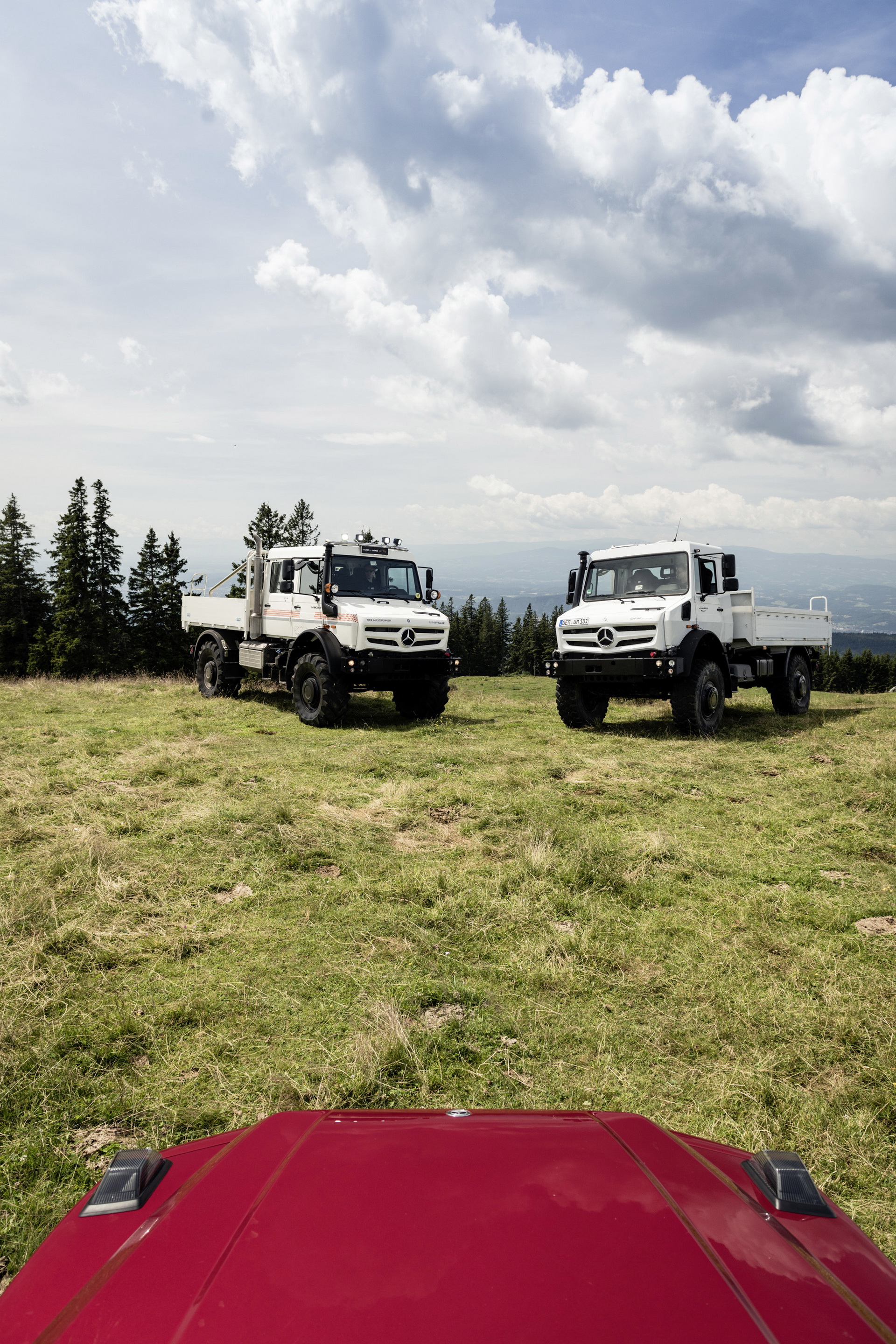 Mercedes-Benz Brings New G-Class And Unimog Together For A Summit ...