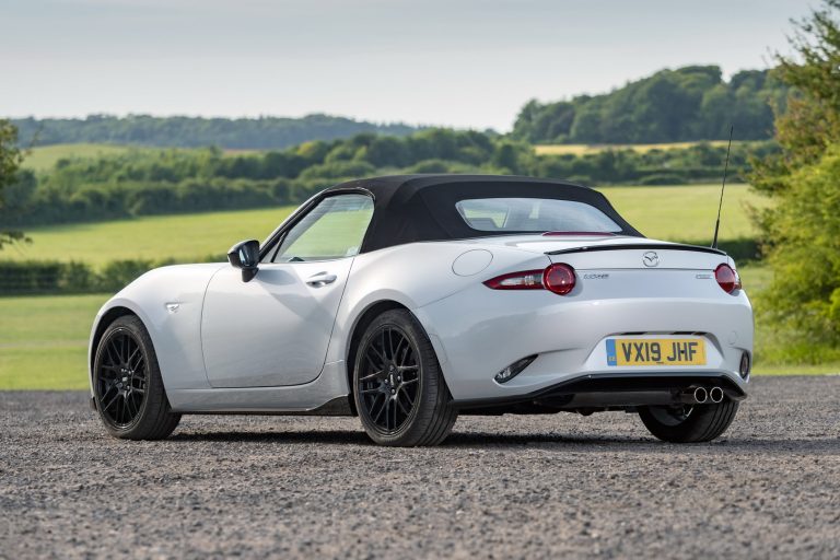 Personalize Your Mazda MX-5 With The Optional Cup And Design Packs ...
