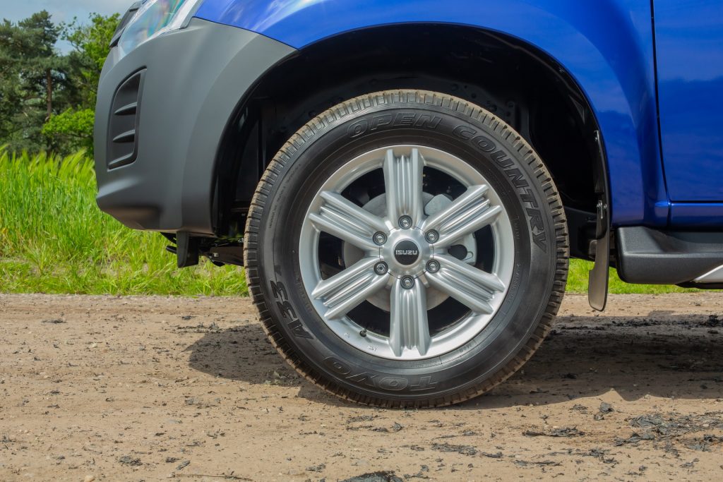 Isuzu D-Max Workman+ Is A Practical Special Edition Truck For The UK ...