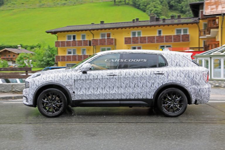 Lynk & Co 7-Seater SUV Prototype Resurfaces On Public Roads | Carscoops