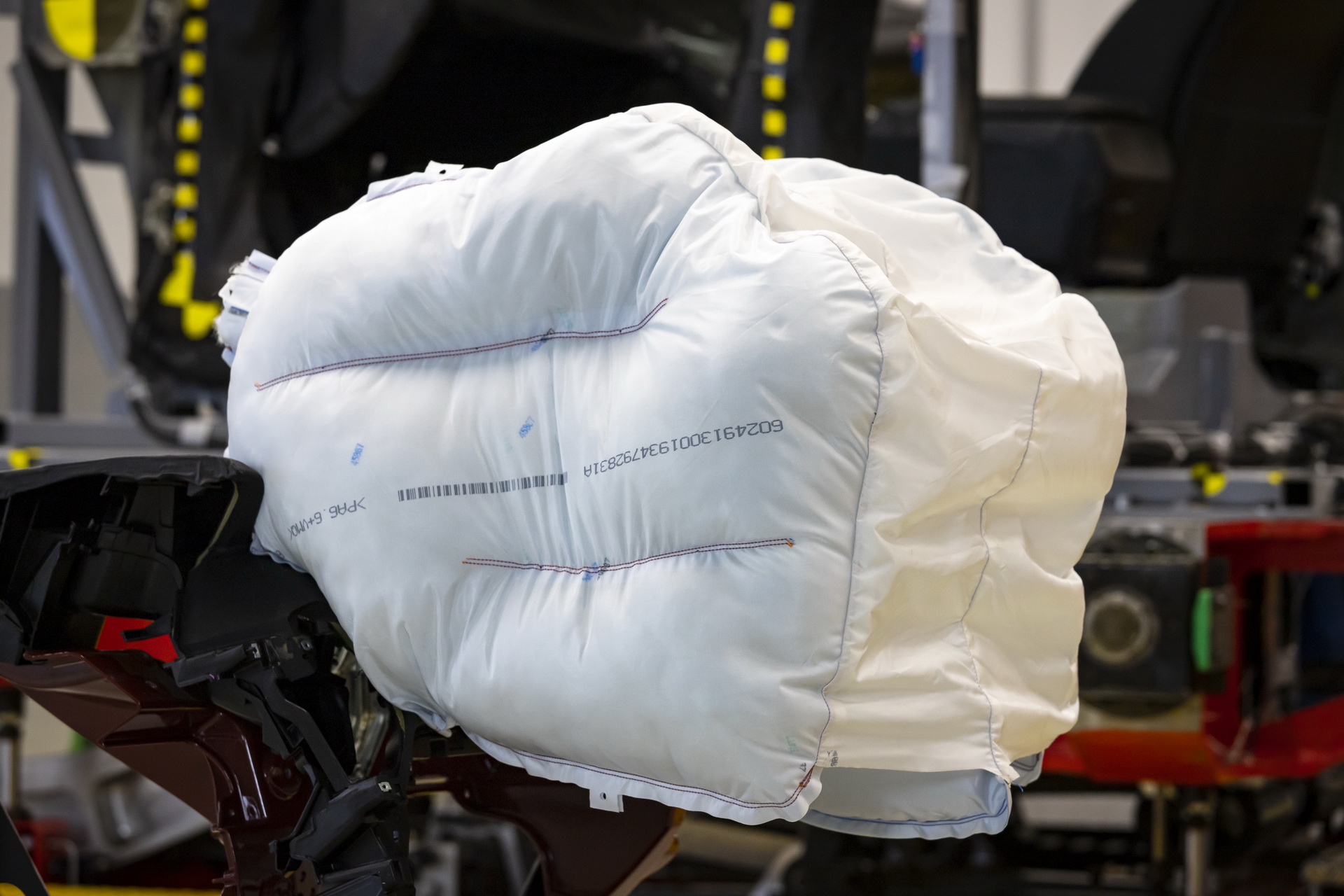 Honda’s Innovative Airbag Promises Increased Front Passenger Safety ...