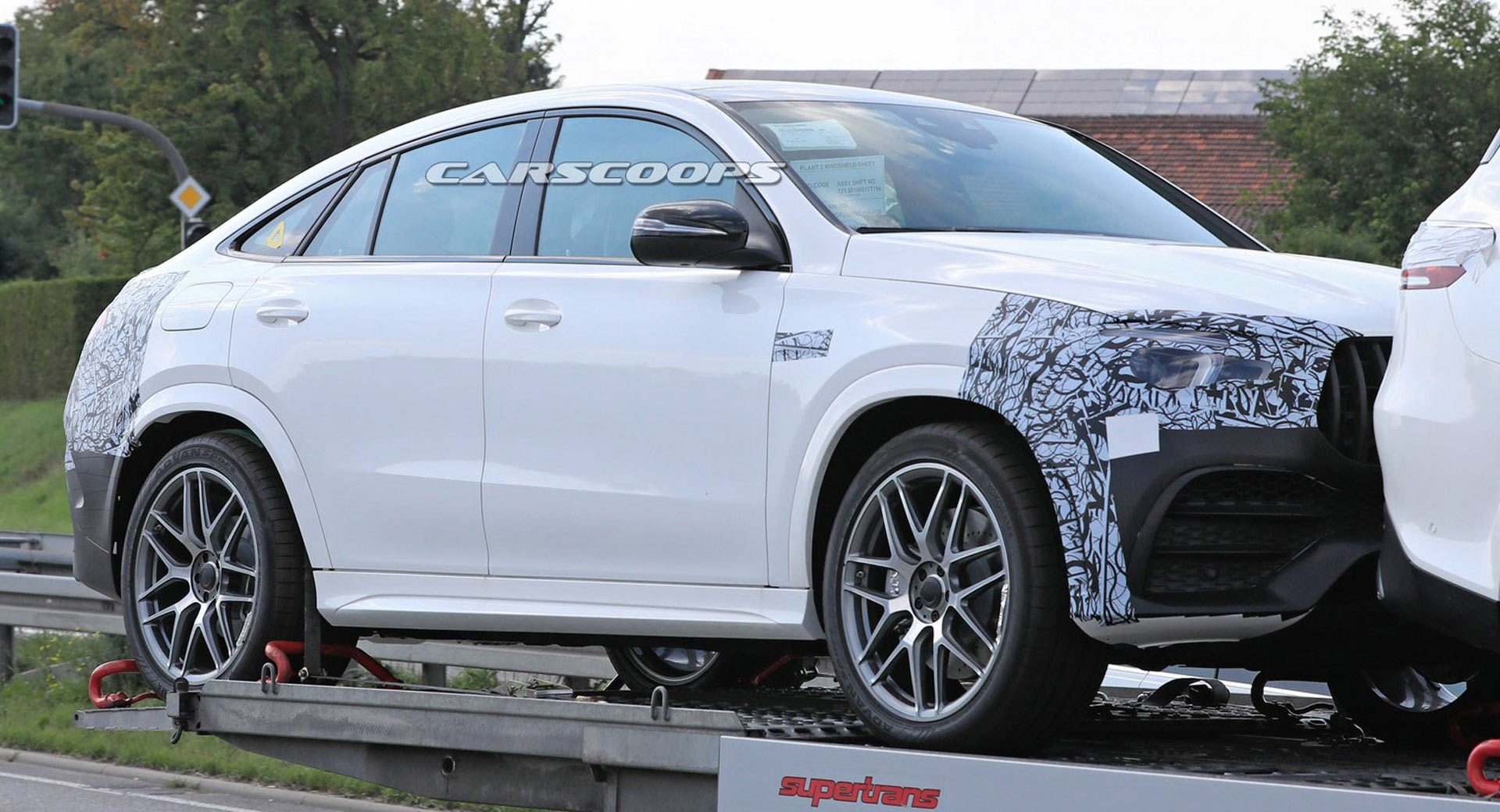 2020 Mercedes-AMG GLE 53 Coupe Hides 429 HP Beneath Its Swoopy Styling ...
