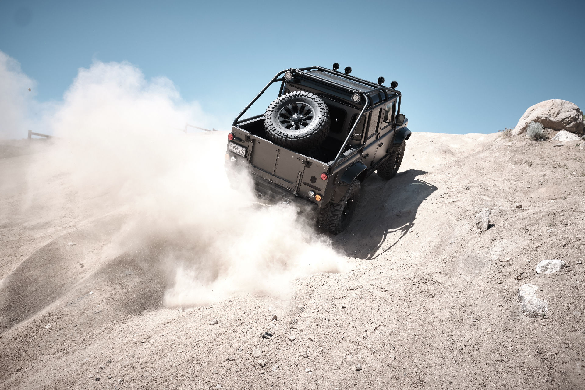 Himalaya Spectre Is A $250k Defender Inspired By 007’s Latest Film ...