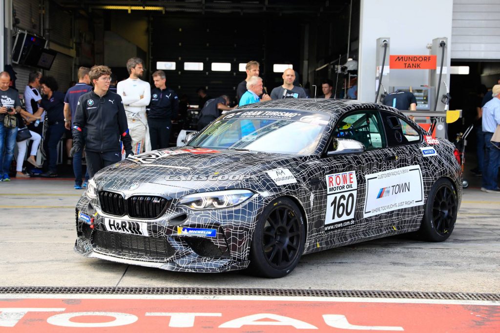 BMW M2 Competition Racer Makes Its Debut, Engineers Clearly Have More ...