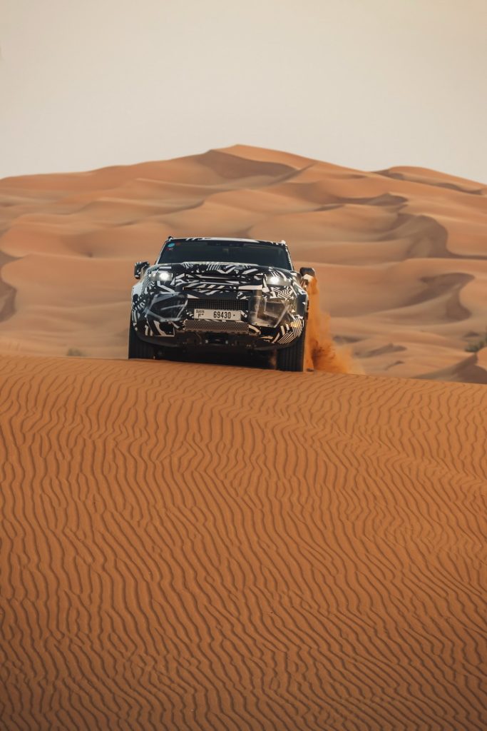 2020 Land Rover Defender To Be Available With Active Air Suspension ...