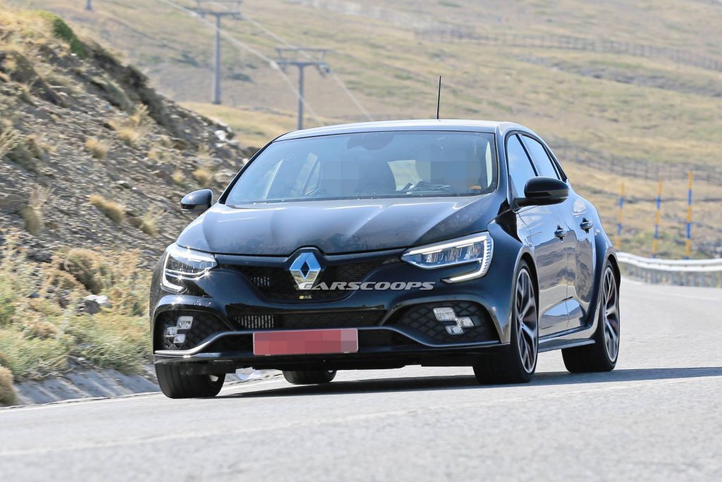 Renault Megane RS Already Getting Facelifted, Adopts Revised Lights ...