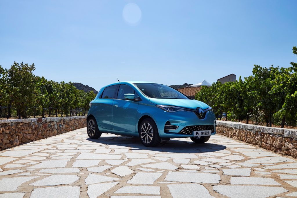 New Renault Zoe EV Launched In Europe With Up To 242 Miles Of Range ...